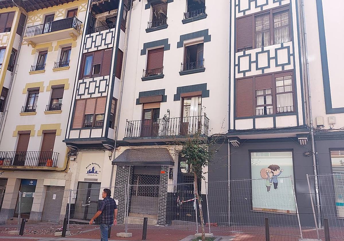 El edificio incendiado en Barakaldo deberá ser rehabilitado | El Correo